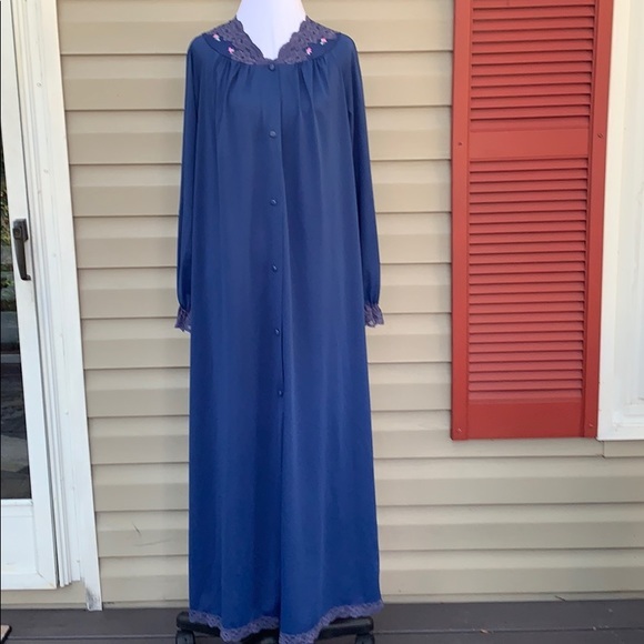 Shadowline | Intimates & Sleepwear | Vintage Shadowline Womens Navy ...